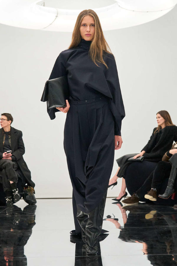 Alaïa Summer 2024 La Robe Spirale collectionFashionela
