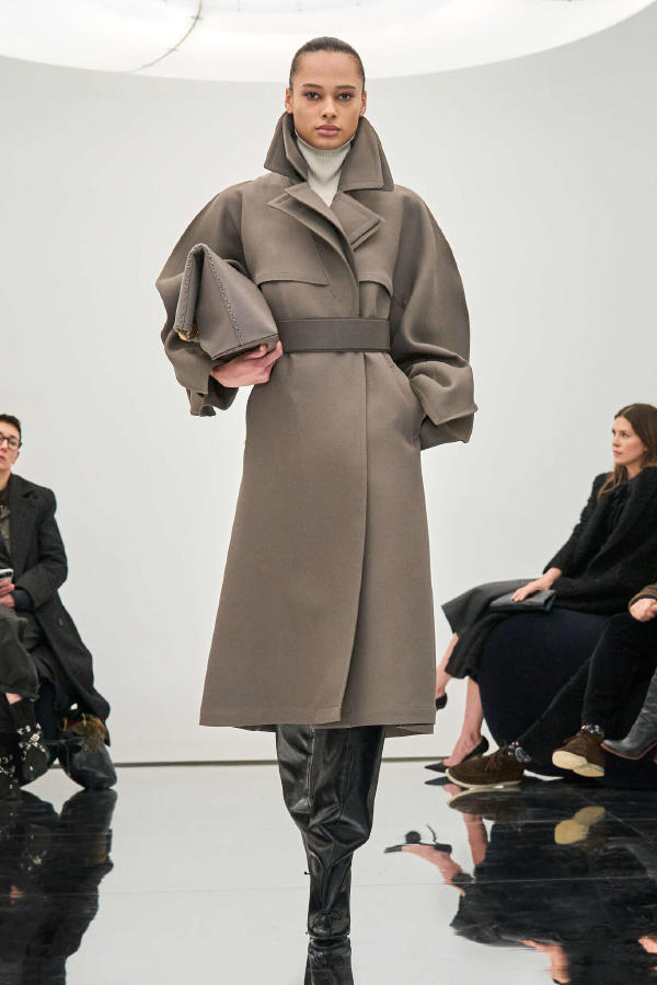 Alaïa Summer 2024 La Robe Spirale collectionFashionela