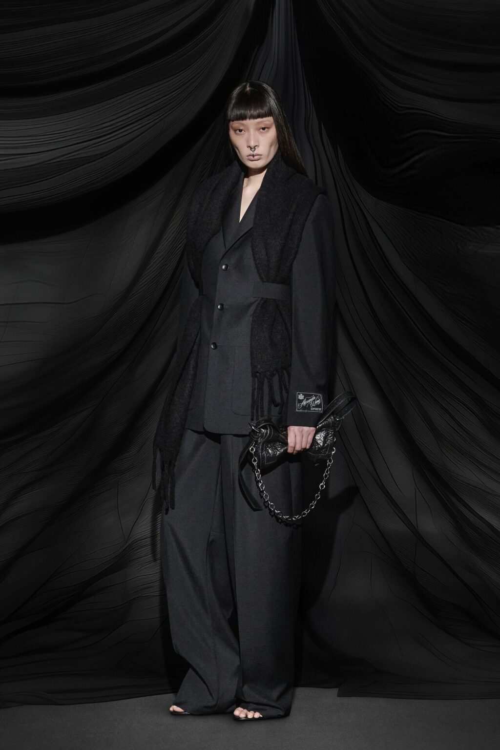 Alexander Wang Fall 2025 lookbookFashionela